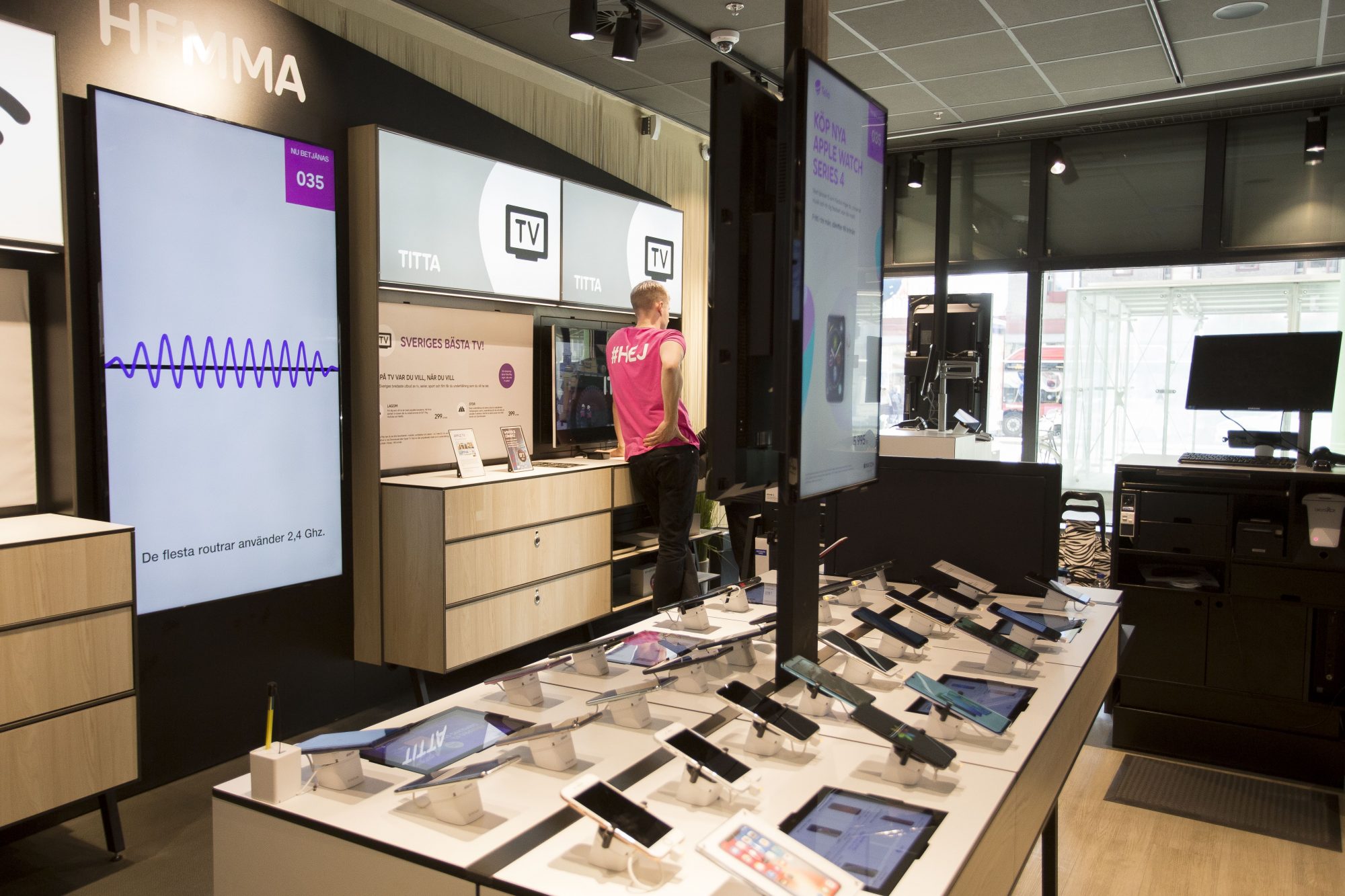 Webhallen öppnar äntligen i Ringen|